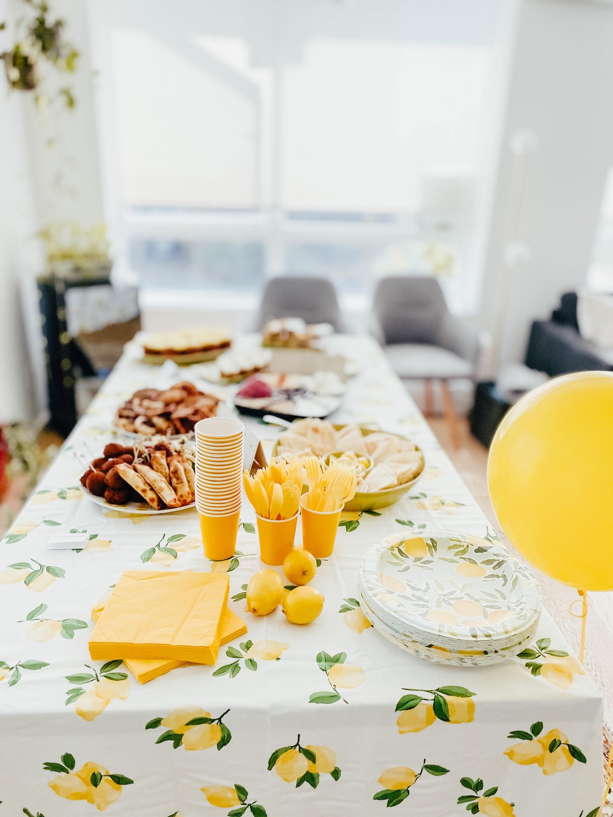 A Citrus Celebration: How to Include a Lemon Theme in Your Events